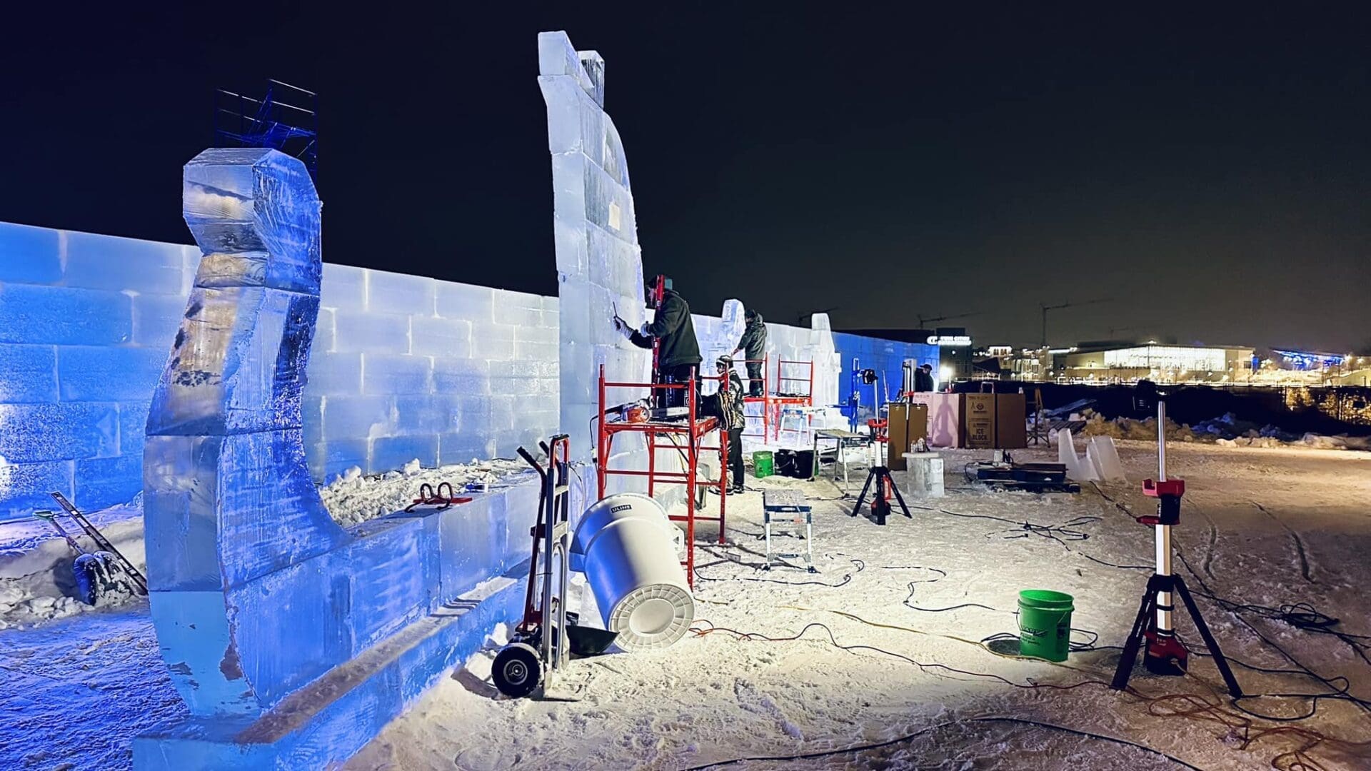 Everything you Need to Know: Winter SKOLstice and the Minnesota Ice Maze